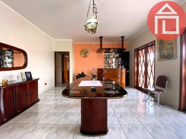 Casa com 4 dormitórios à venda, 258 m² por R$ 950.000,00 Jardim Primavera Bragança Paulista/SP