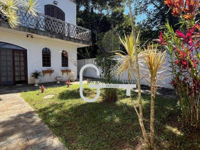 Casa com 4 dormitórios à venda, 390 m² por R$ 1.000.000,00 Guaraú Peruíbe/SP