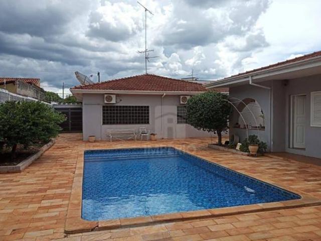 Casa com 4 dormitórios à venda, 390 m² por R$ 1.200.000,00 Centro Jaú/SP