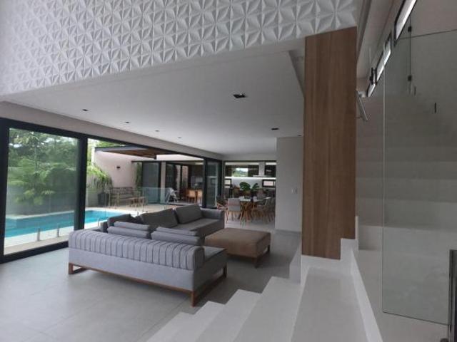 Casa com 4 dormitórios à venda, 400 m² Condomínio Residencial Jaguary São José dos Campos/SP