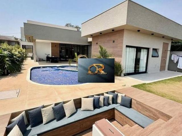 Casa com 4 dormitórios à venda, 400 m² por R$ 3.699.000 Condomínio Terras de Santa Cruz Bragança