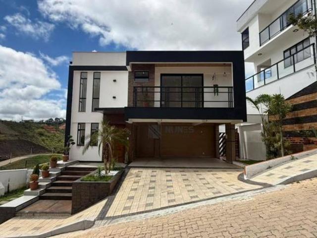 Casa com 4 dormitórios à venda, 400 m² por R$ 1.750.000,00 Salvaterra Juiz de Fora/MG
