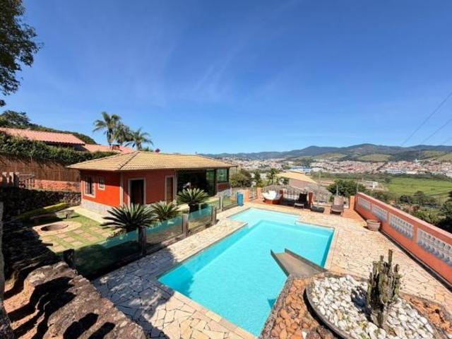 Casa com 4 dormitórios à venda, 400 m² por R$ 1.850.000 Cachoeirinha Bom Jesus dos Perdões/SP