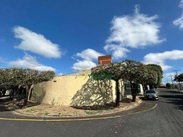 Casa com 4 dormitórios à venda, 400 m² por R$ 1.200.000 Parque Quinta das Paineiras São José do