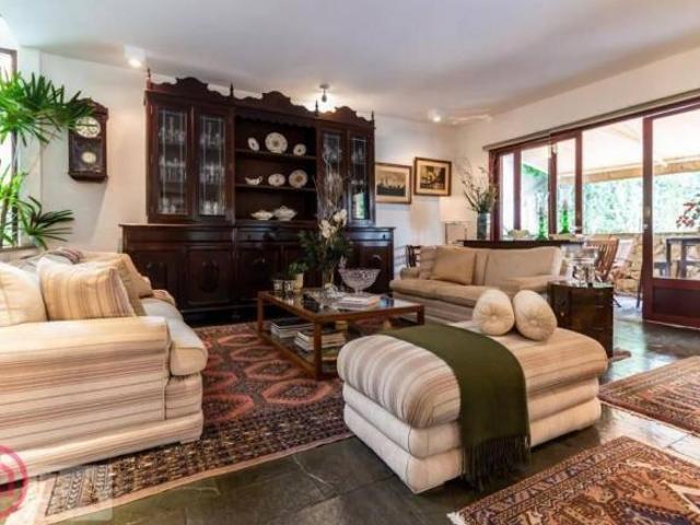 Casa com 4 dormitórios à venda, 400 m² por R$ 2.500.000,00 Alphaville Santana de Parnaíba/SP