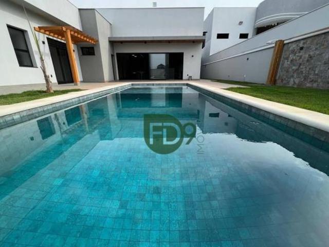 Casa com 4 dormitórios à venda, 400 m² por R$ 4.300.000,00 Condomínio Estância Hipica Nova Odess