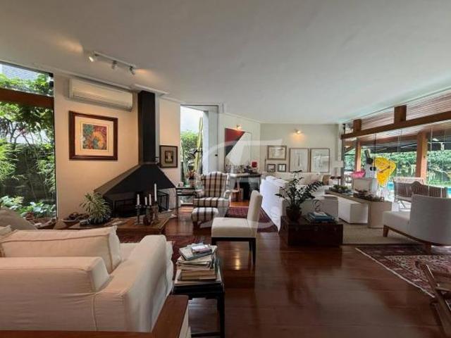 Casa com 4 dormitórios à venda, 400 m² por R$ 5.500.000,00 Alphaville Barueri/SP