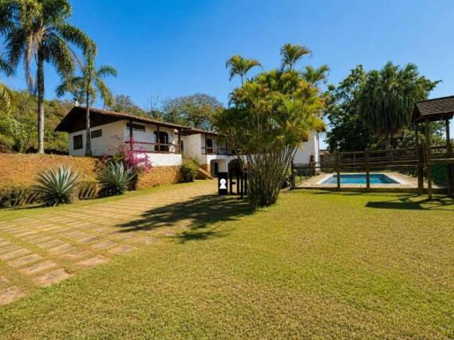 Casa com 4 dormitórios à venda, 400 m² por R$ 990.000,00 Ipiranga Juiz de Fora/MG