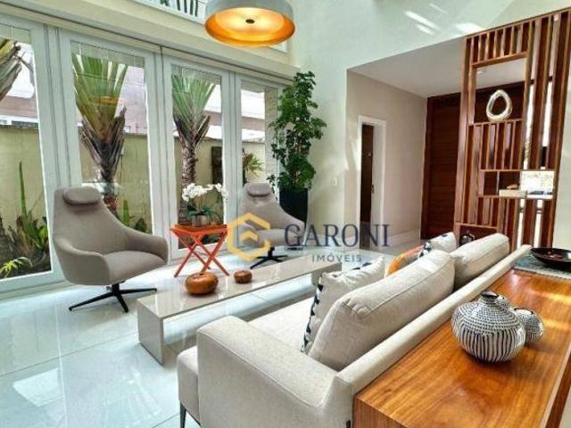Casa com 4 dormitórios à venda, 400 m² Tamboré Santana de Parnaíba/SP