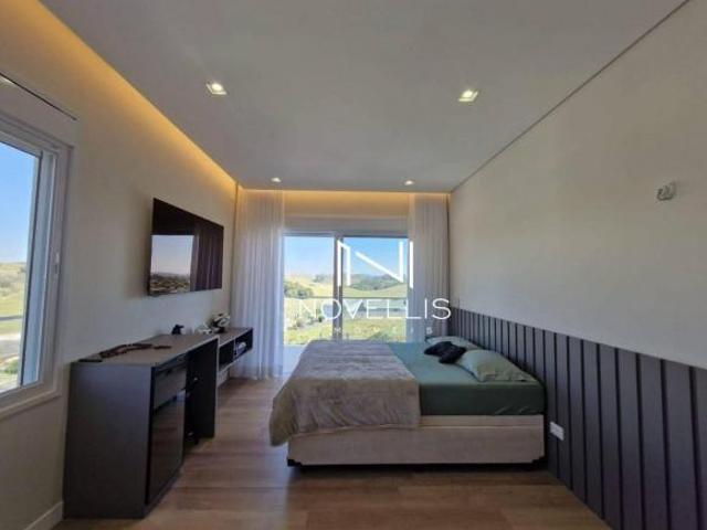 Casa com 4 dormitórios à venda, 403 m² por R$ 2.305.000,00 Jardim Terras de Santa Helena Jacareí