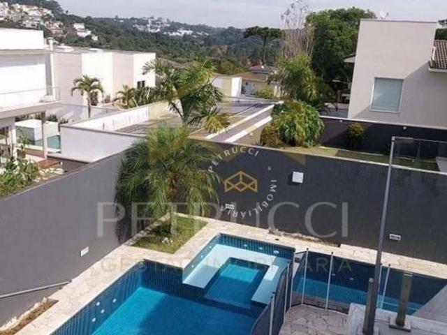 Casa com 4 dormitórios à venda, 418 m² por R$ 3.400.000,00 Golf Gardens Carapicuíba/SP