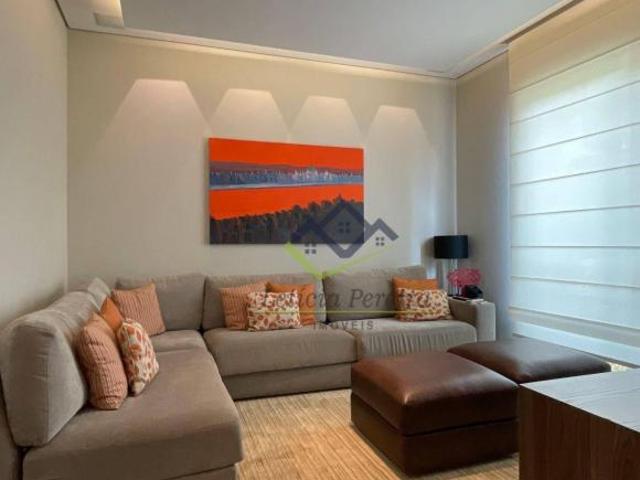 Casa com 4 dormitórios à venda, 411 m² por R$ 5.900.000,00 Tamboré Santana de Parnaíba/SP