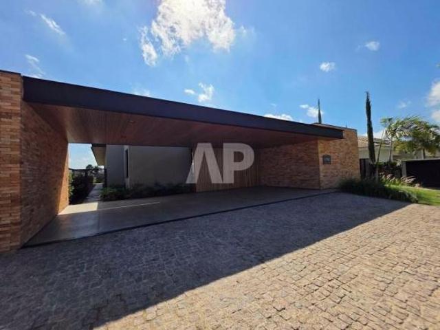 Casa à venda em Itu no Condomínio Xapada Parque