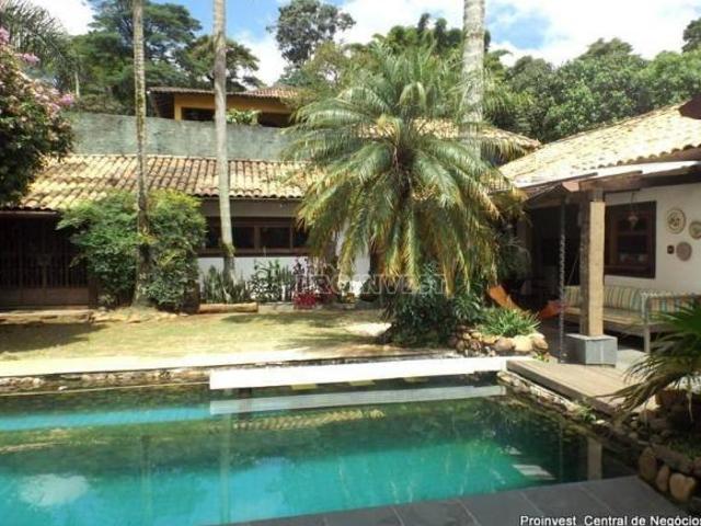 Casa com 4 dormitórios à venda, 427 m² por R$ 1.890.000,00 Granja Viana Carapicuíba/SP