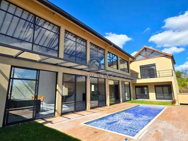 Casa com 4 dormitórios à venda, 420 m² por R$ 3.200.000,00 Granja Viana São Paulo II Cotia/SP
