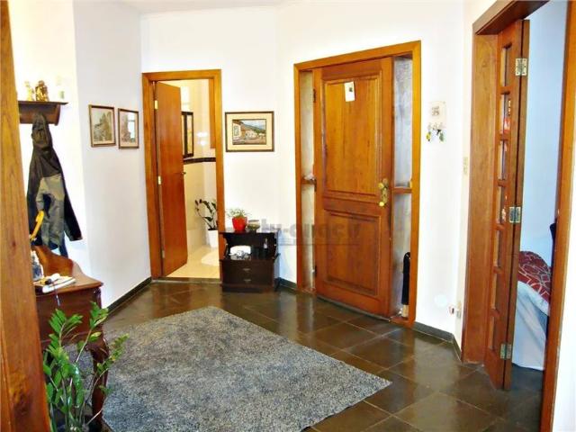 Casa com 4 dormitórios à venda, 420 m² por R$ 2.300.000,00 Condomínio Campos de Santo Antônio It