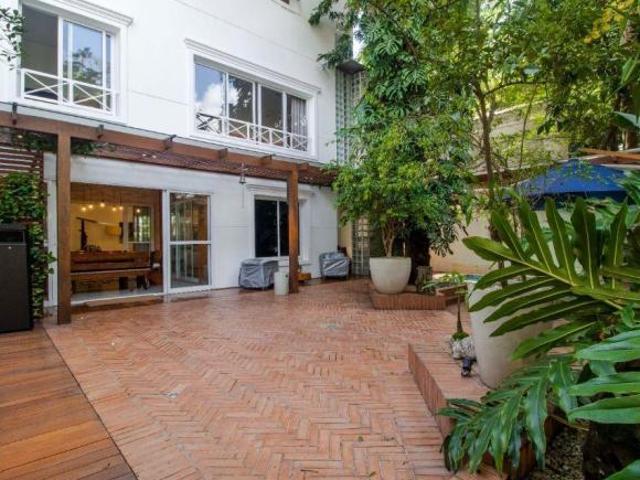 Casa com 4 dormitórios à venda, 420 m² por R$ 6.000.000,00 Jardim Leonor São Paulo/SP