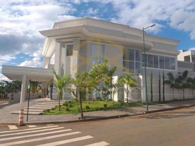 Casa com 4 dormitórios à venda, 438 m² por R$ 3.200.000,00 LOT RES.JD DOS IPES AMARELOS American