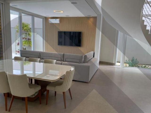 Casa com 4 dormitórios à venda, 4333 m² por R$ 3.200.000,00 Alphaville Nova Esplanada III Votora