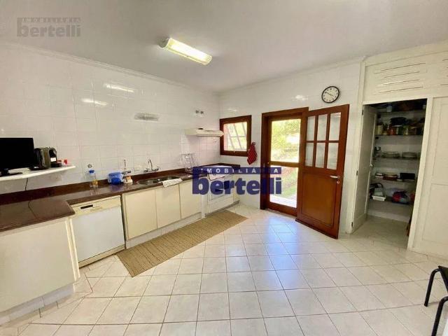 Casa com 4 dormitórios à venda, 440 m² por R$ 2.800.000,00 Capela do Barreiro Itatiba/SP