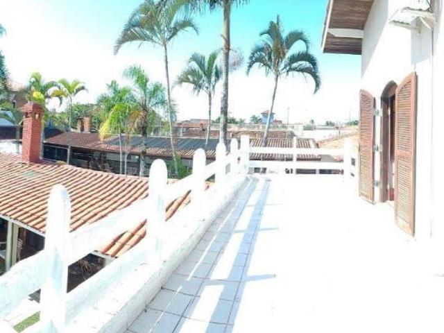 Casa com 4 dormitórios à venda, 440 m² por R$ 750.000,00 Suarão Itanhaém/SP