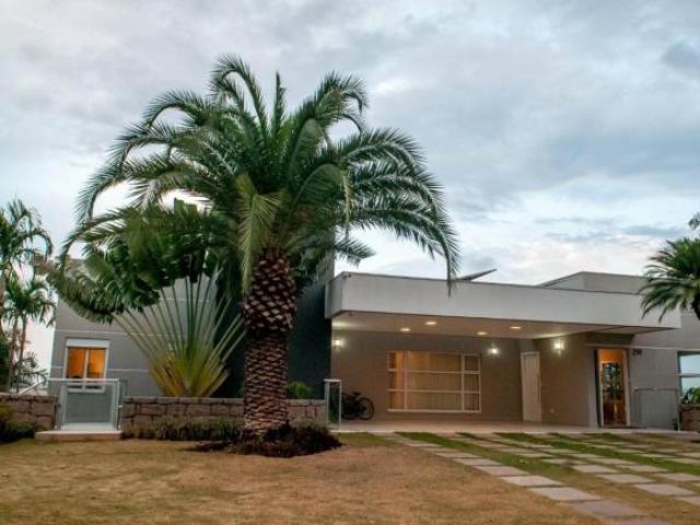 Casa com 4 dormitórios à venda, 456m² construídos  Porteira Fechada