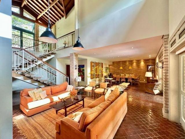 Casa com 4 dormitórios à venda, 457 m² por R$ 2.280.000,00 Granja Viana Parque das Artes Embu
