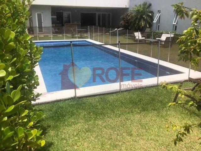Casa com 4 dormitórios à venda, 450 m²