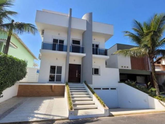 Casa com 4 dormitórios à venda 450 m² Centro Itanhaém/SP