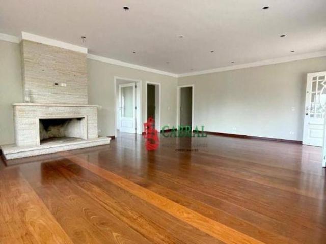 Casa com 4 dormitórios à venda, 450 m² por R$ 4.000.000 Capivari Campos do Jordão/SP