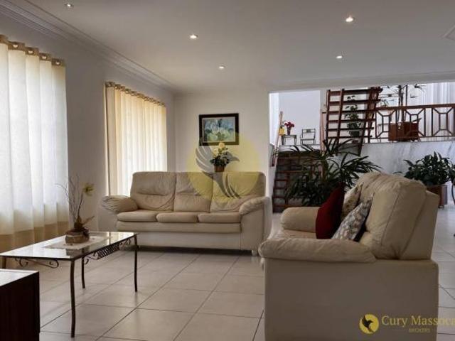 Casa com 4 dormitórios à venda, 451 m² por R$ 2.700.000,00 Condomínio Campos de Santo Antônio It