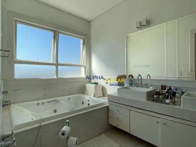 Casa com 4 dormitórios à venda, 451 m² por R$ 4.500.000,00 Gênesis 1 Santana de Parnaíba/SP