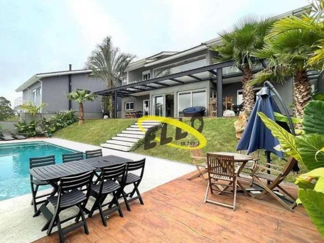 Casa com 4 dormitórios à venda, 463 m² por R$ 4.880.000,00 Granja Viana Embu das Artes/SP