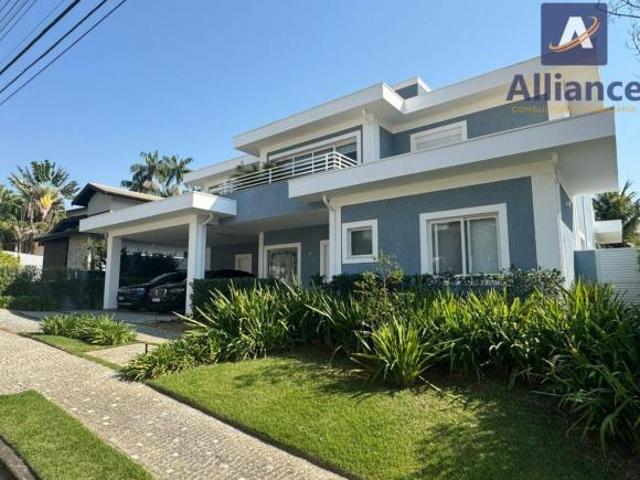 Casa com 4 dormitórios à venda, 478 m² por R$ 3.600.000,00 Condomínio Residencial Villa Lombarda