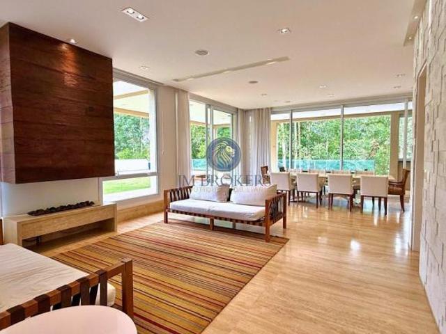 Casa com 4 dormitórios à venda, 479 m² por R$ 7.800.000,00 Ithayê Santana de Parnaíba/SP
