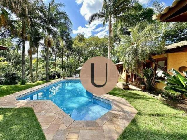 Casa com 4 dormitórios à venda, 470 m² por R$ 3.988.000,00 Granja Viana Cotia/SP