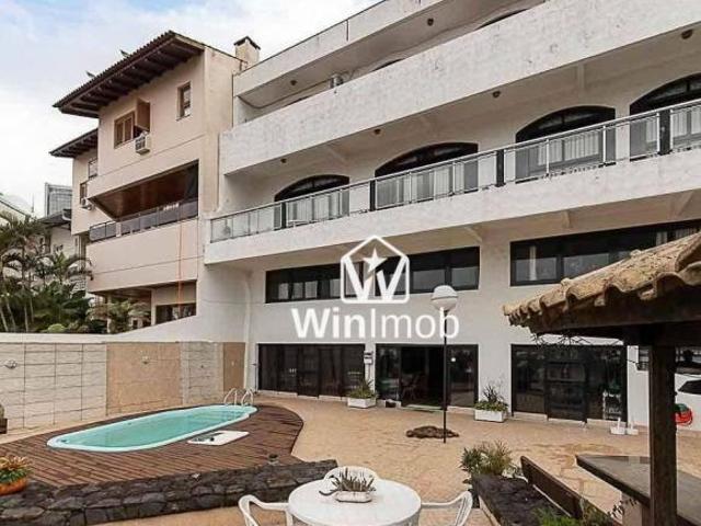 Casa com 4 dormitórios à venda, 484 m² por R$ 3.500.000,00 Boa Vista Porto Alegre/RS