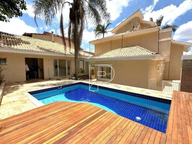 Casa com 4 dormitórios à venda, 480 m² por R$ 1.580.000,00 Terras do Madeira Carapicuíba/SP