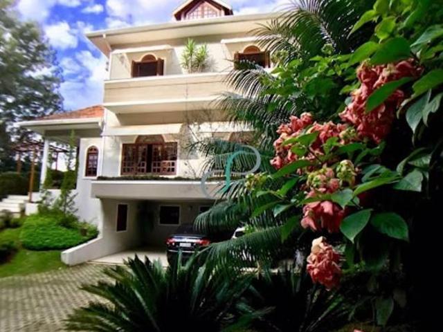 Casa com 4 dormitórios à venda, 494 m² por R$ 2.500.000,00 Condominio Portal Quiririm Valinhos/S