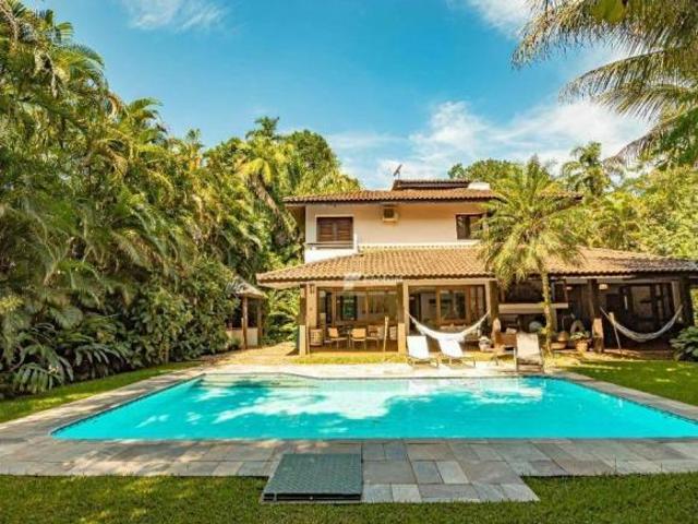 Casa com 4 dormitórios à venda, 500 m² por R$ 14.000.000,00 Iporanga Guarujá/SP