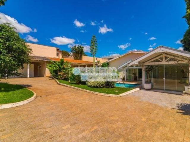 Casa com 4 dormitórios à venda, 500 m² por R$ 2.400.000,00 Jardim Presidente Londrina/PR