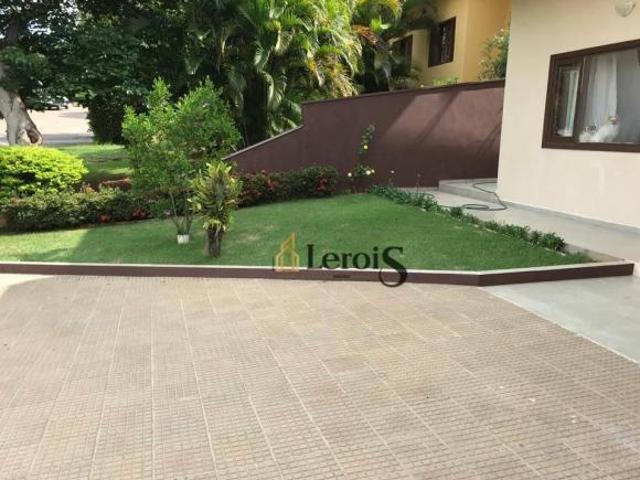 Casa com 4 dormitórios à venda, 500 m² por R$ 2.200.000,00 Condomínio Campos de Santo Antônio It