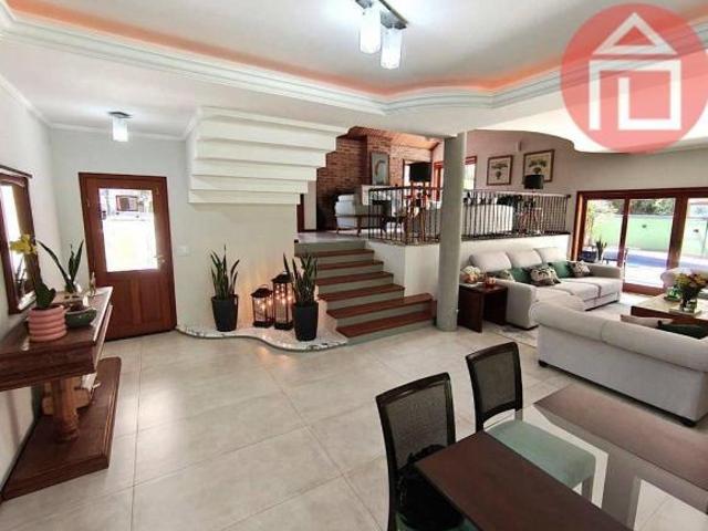 Casa com 4 dormitórios à venda, 500 m² por R$ 4.200.000,00 Condomínio Residencial Colinas de São F