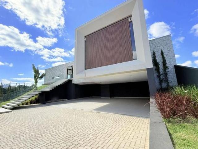 Casa com 4 dormitórios à venda, 1.000m² de terreno e 517m² de área útil, por R$ 7.000.000 Riviera