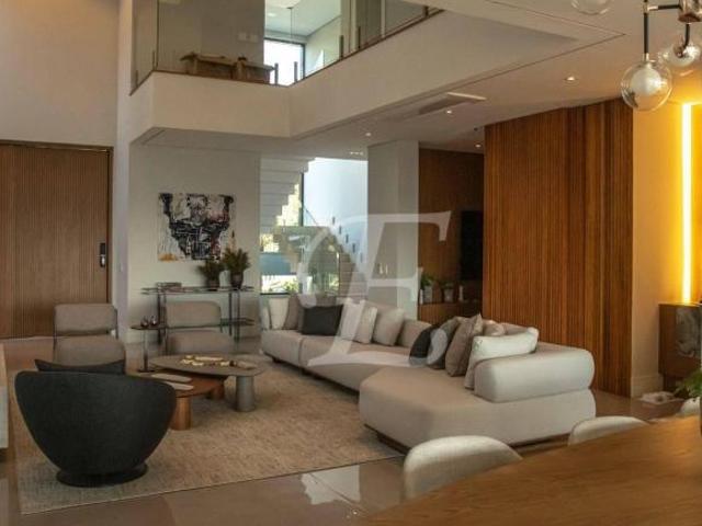 Casa com 4 dormitórios à venda, 555 m² por R$ 11.900.000,00 Alphaville Santana de Parnaíba/SP