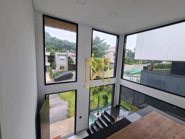 Casa com 4 dormitórios à venda, 555 m² por R$ 6.500.000,00 Tamboré Santana de Parnaíba/SP