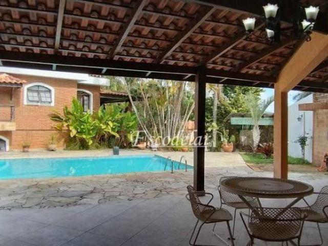 Casa com 4 dormitórios à venda, 550 m² por R$ 1.999.000,00 Serra da Cantareira Mairiporã/SP