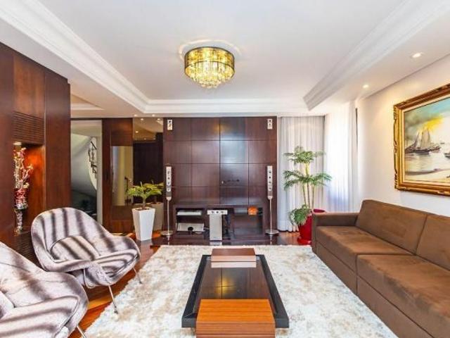 Casa com 4 dormitórios à venda, 550 m² por R$ 2.995.000,00 São Lourenço Curitiba/PR