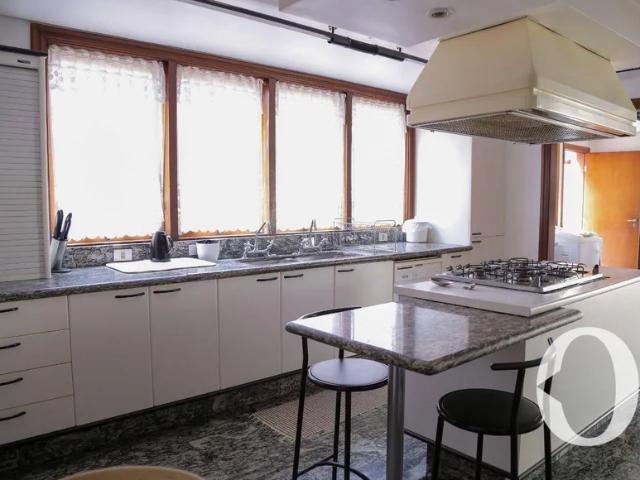 Casa com 4 dormitórios à venda, 550 m² por R$ 4.200.000,00 Alphaville Zero Barueri/SP