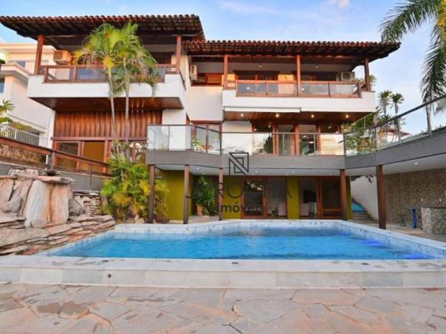 Casa com 4 dormitórios à venda, 567 m² por R$ 4.800.000,00 Setor de Habitações Individuais Sul B